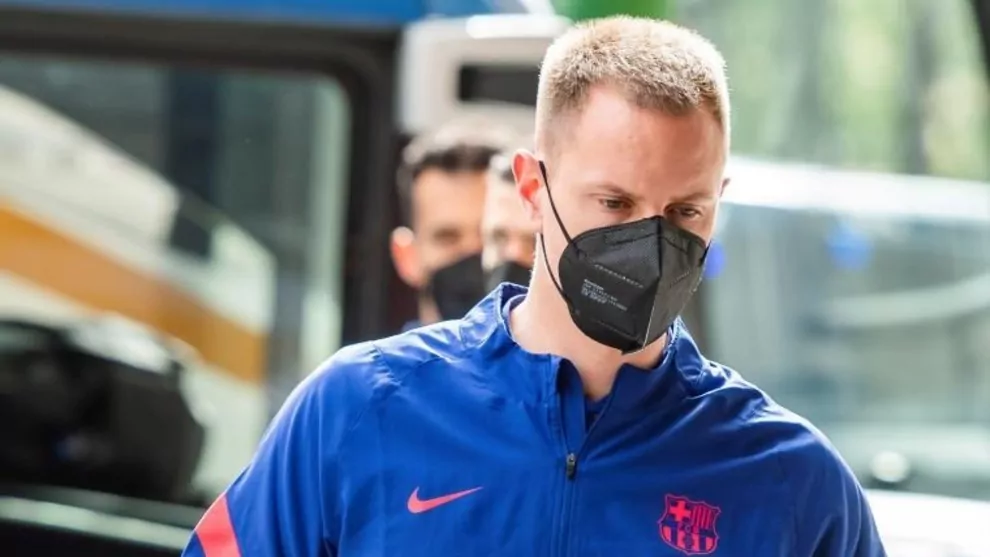 FC Barcelona - La Liga: Ter Stegen rallies Barcelona: No excuses, we ...