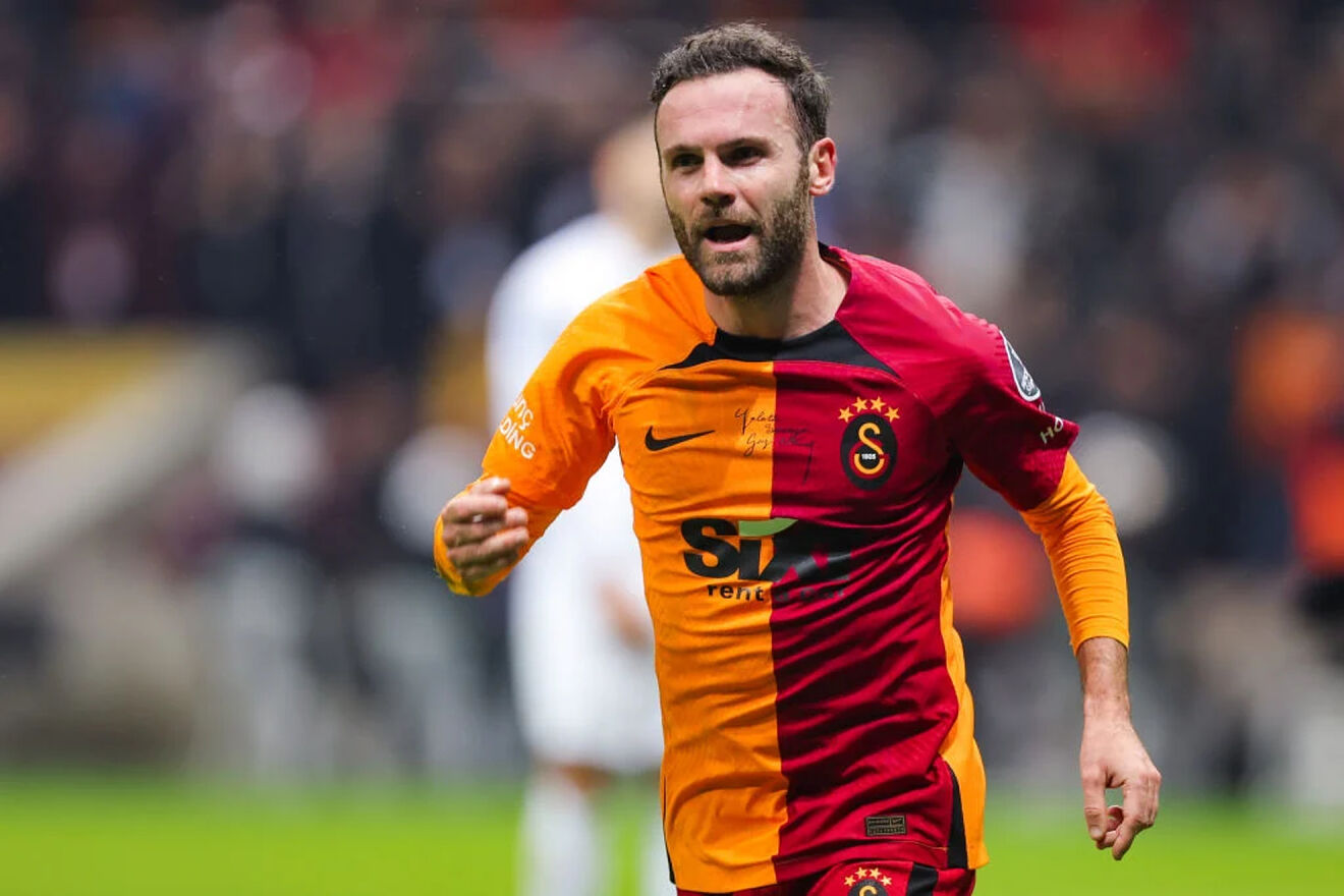 Juan Mata completa su asombroso currículum... ganando su primera Liga ...