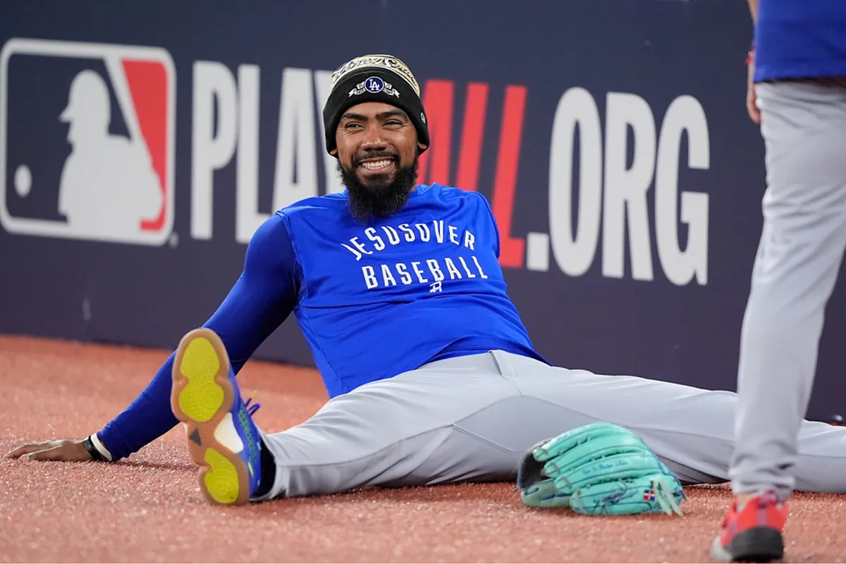 Teoscar Hernandez Net Worth: What is the Dodgers outfielder's salary ...