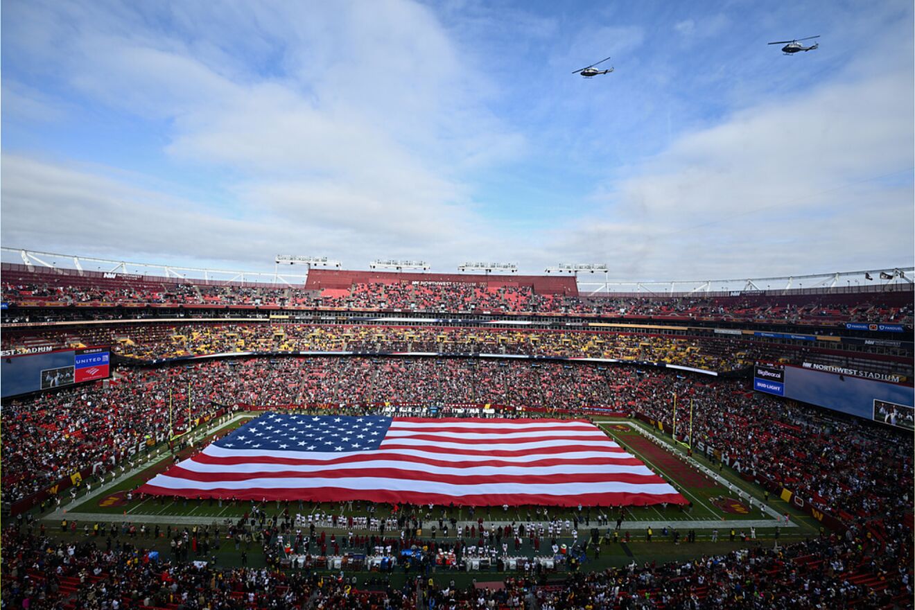 "Show the Anthem": NFL fans call out CBS, NBC, ESPN, FOX before ...