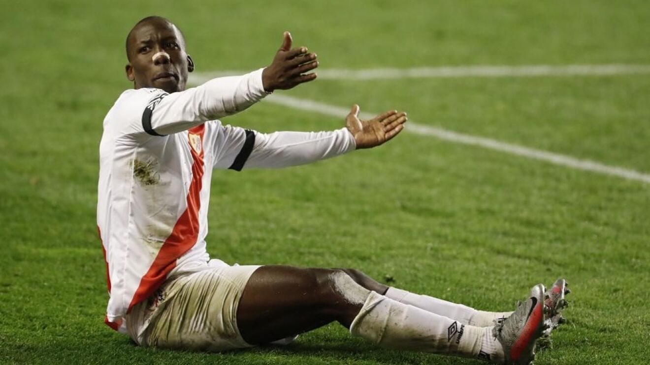 Fichajes Rayo: Advíncula no viaja a Marbella y ultima su fichaje por ...