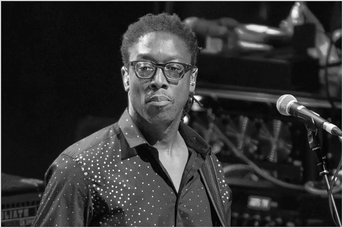 Steve Lewsinson cause of death: What did the Simply Red bass guitarist ...