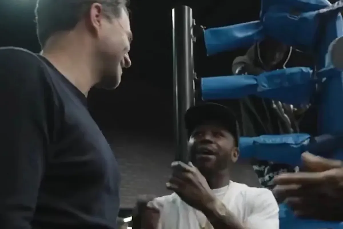 Eddie Hearn says Floyd Mayweather is broke and Money refutes the ...