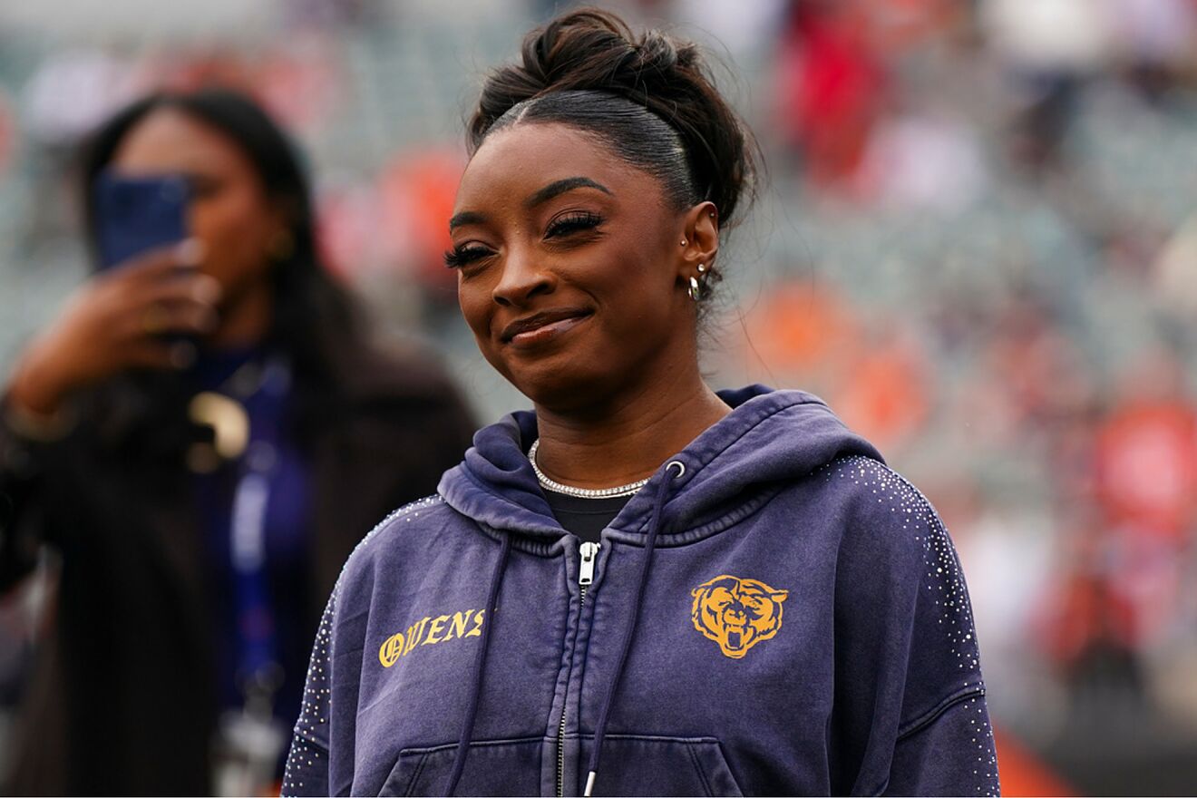 Simone Biles does an offensive dance against the Packers, Jonathan ...