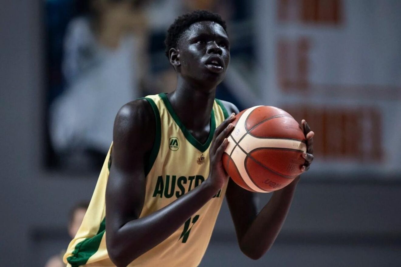 The 7ft 6in, 17-year-old Australian Wembanyama who is amazing the world ...