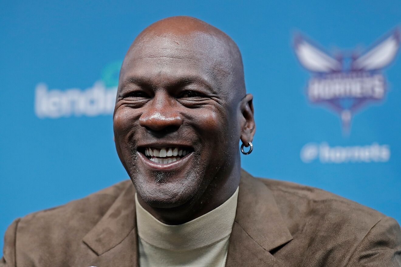 Michael Jordan's net worth soars to $4.3 billion in 2026, crushing ...