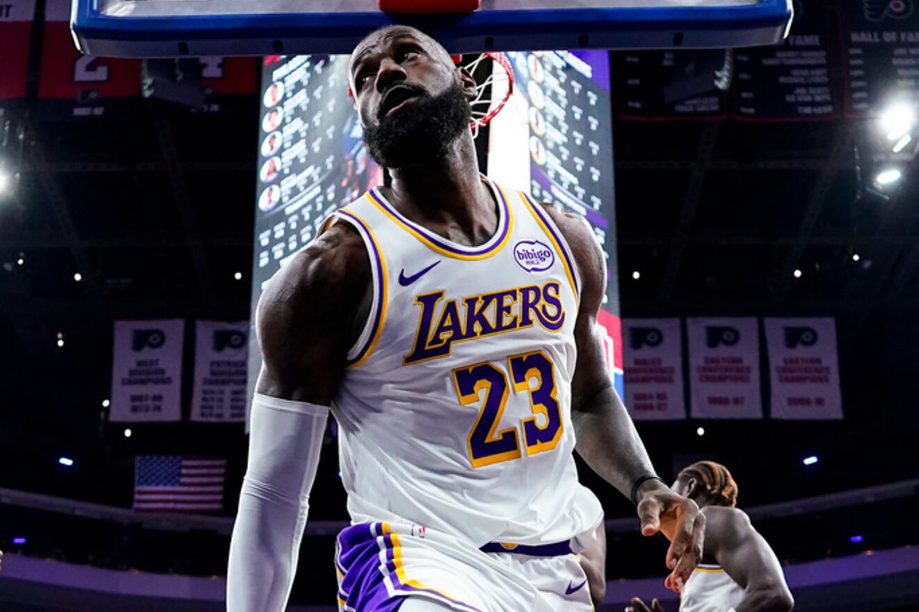 LeBron James notices something very peculiar in today's NBA: a ...