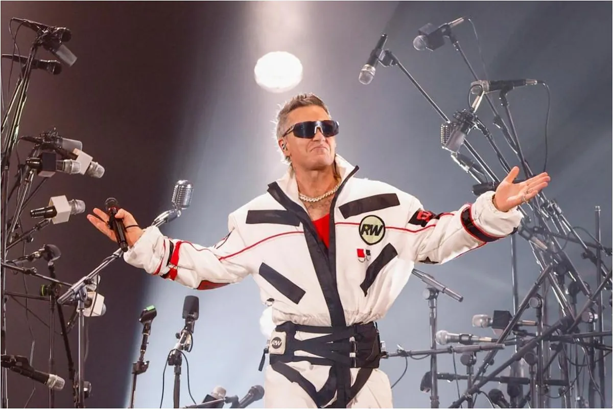 Robbie Williams cancels his concert in Turkey because it coincides with ...
