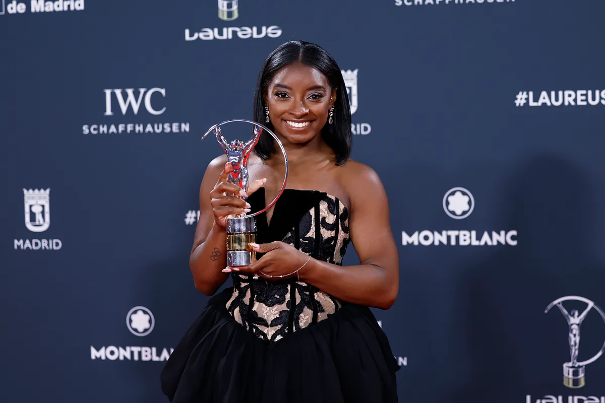 Simone Biles issues striking reminder after receiving honorary ...