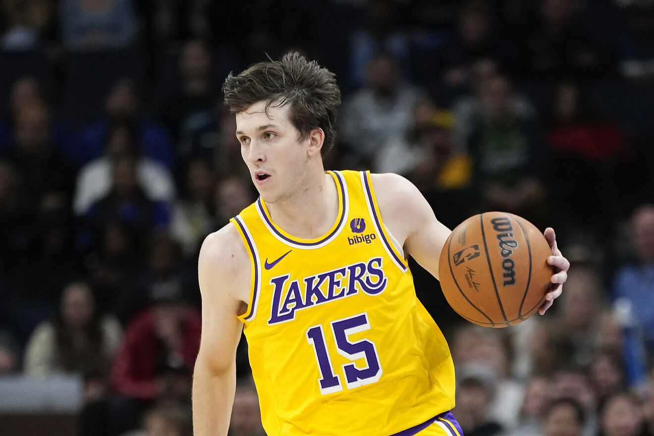 Olivia Rodrigo doesn't do Austin Reaves any favors in Lakers loss to ...