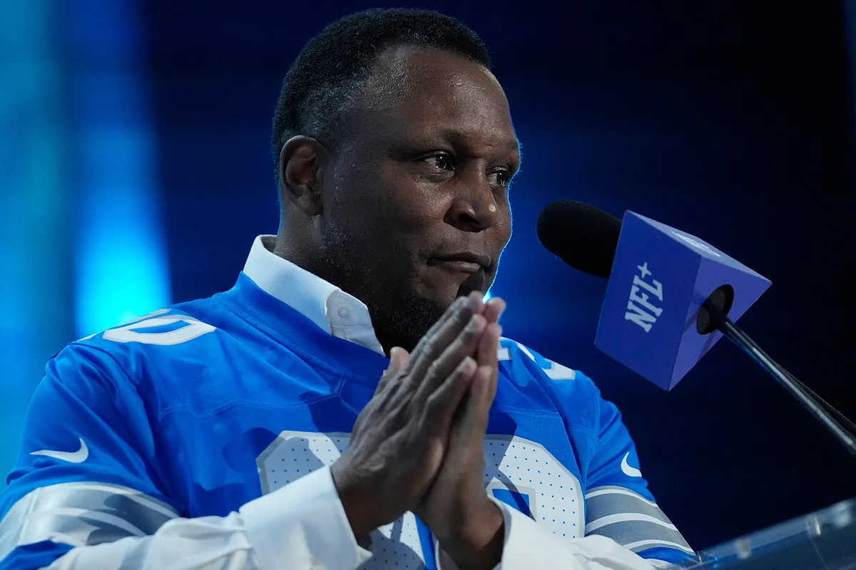 Detroit Lions legend Barry Sanders suffers tremendous health scare that ...