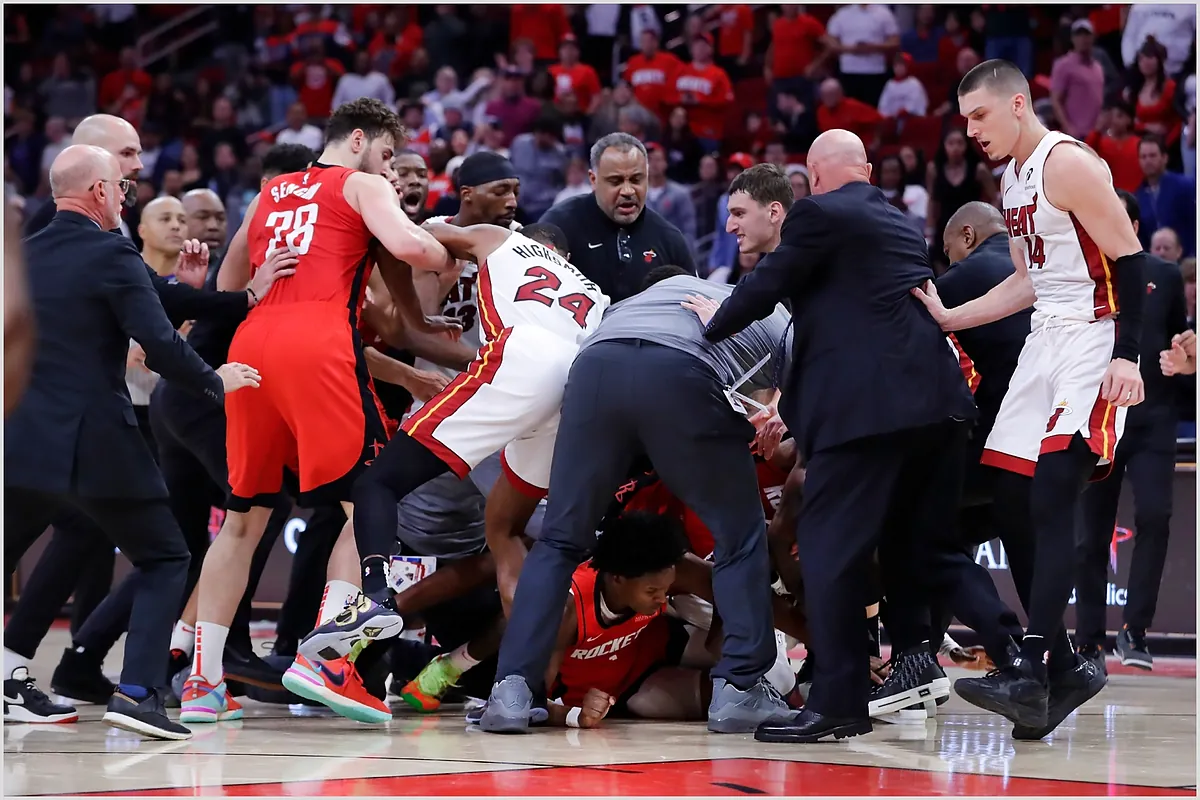 Seven players ejected in NBA brawl between Huston Rockets and Miami ...