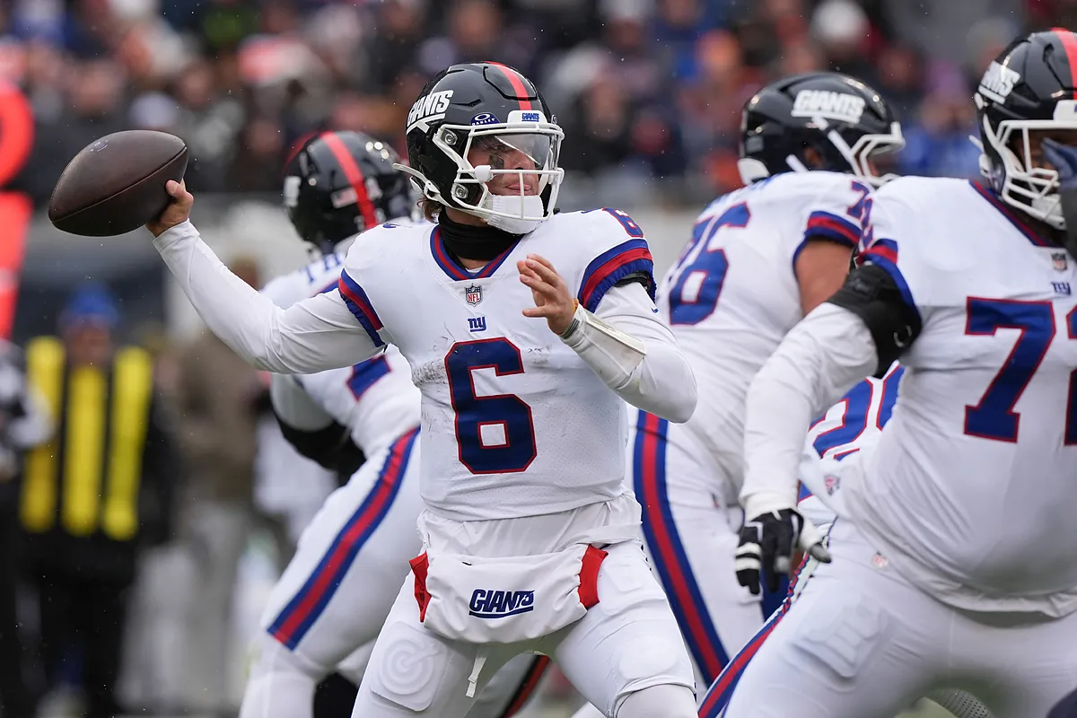 Giants linked with $70 million coaching legend as Brian Daboll's job ...