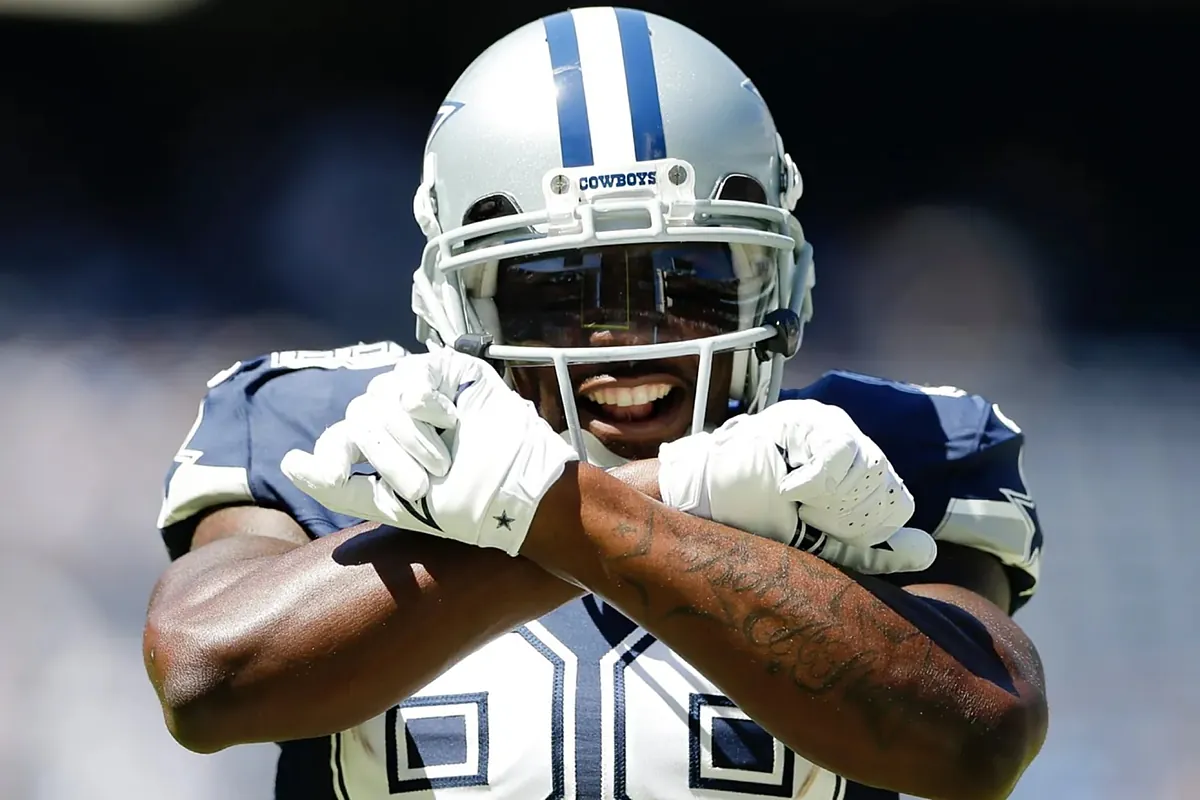 Dez Bryant hits out at Jason Garrett amid 'wasted' Zack Martin talks ...