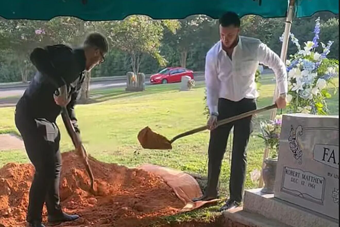 NFL player mourns father: Caleb Farley faces tragic loss as explosion ...