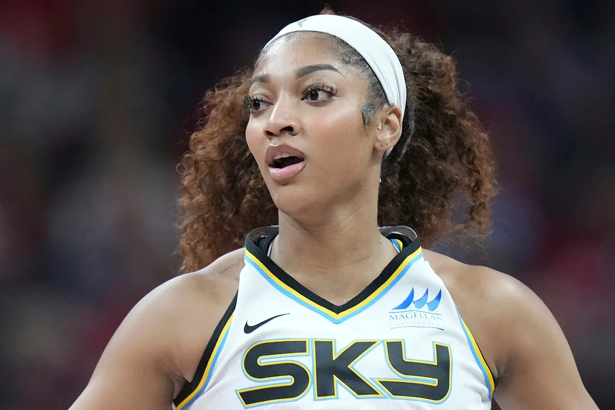 Angel Reese 'forgets' Titanic-style hug with Brittney Sykes - just like ...