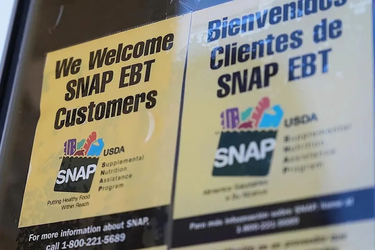 Who receives SNAP Texas payments between December 1 and 7, 2025 ...