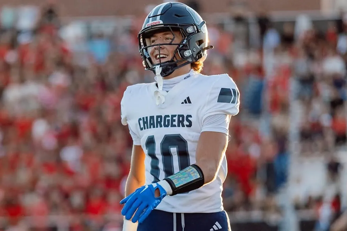Jaxson Dart's brother is already a hot prospect and he's just getting ...