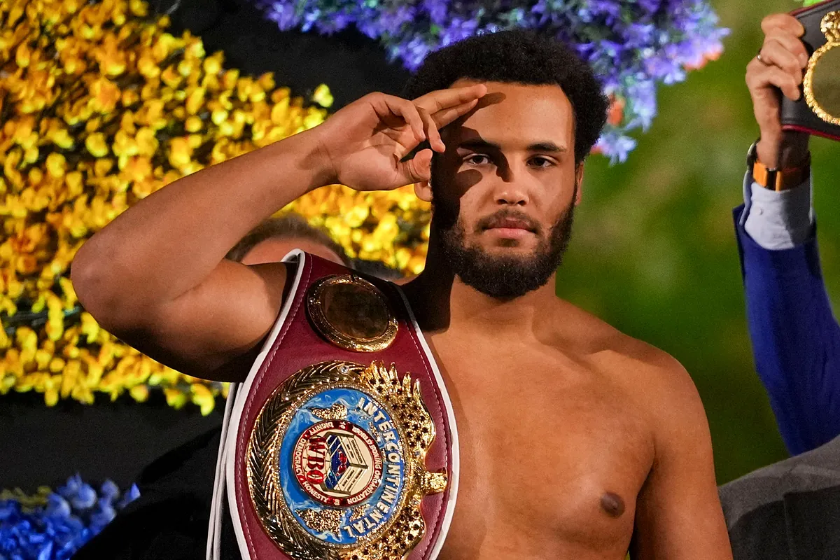 Moses Itauma may be coming for Oleksandr Usyk's crown way sooner than ...