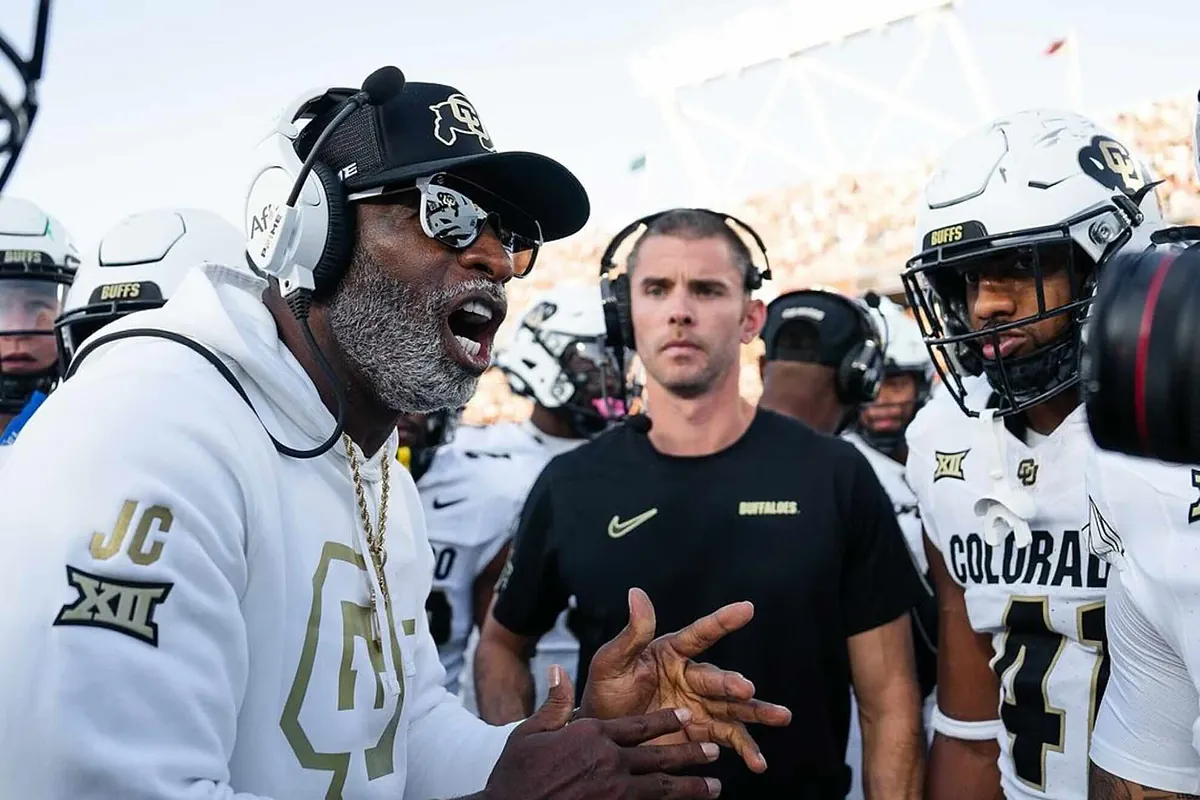 Enraged Deion Sanders ignores cameras and slams Colorado players for ...