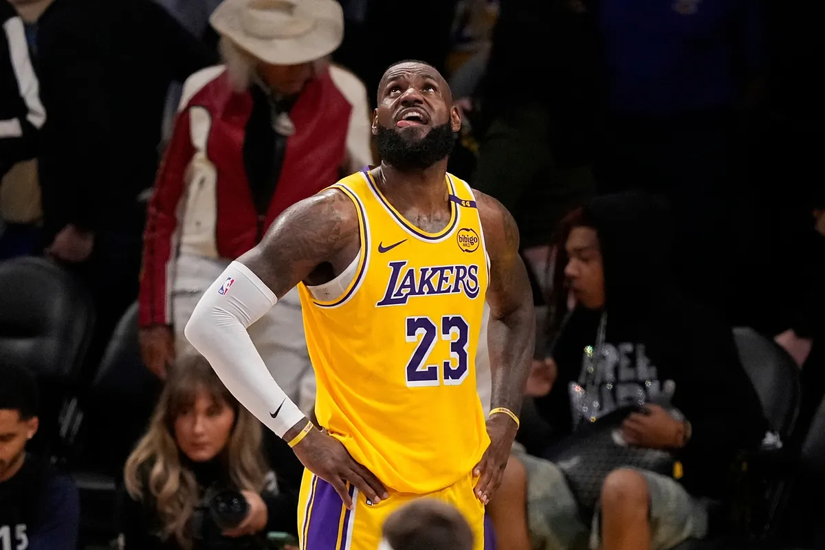 LeBron James opts in, Lakers stay silent: Is LA already moving on? | Marca
