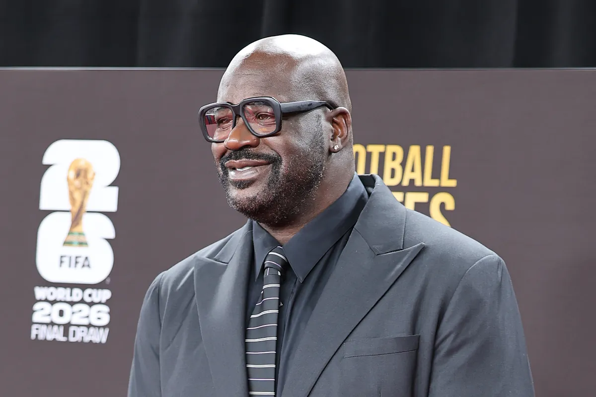 Shaquille O'Neal breaks through a wall, and they call it the NBA ...