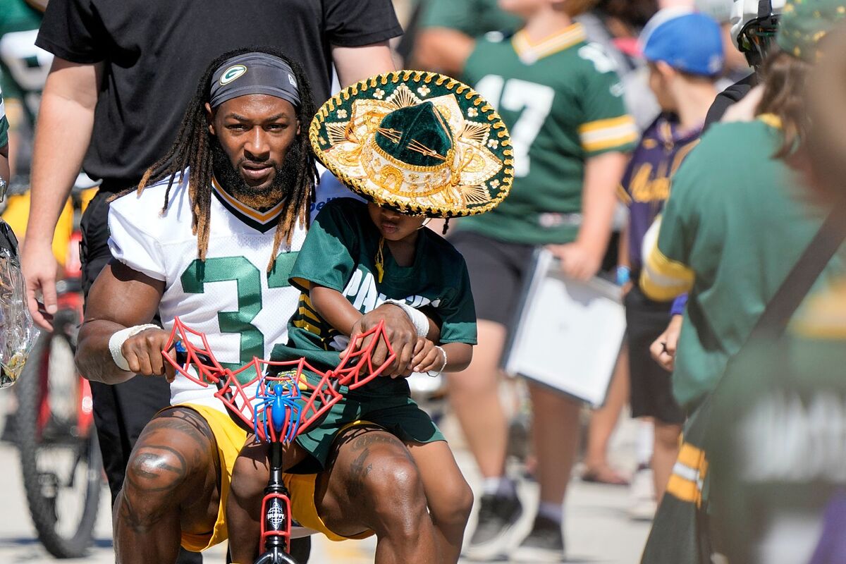 Packers RB Aaron Jones purchases $7M Miami residence from famous rapper ...