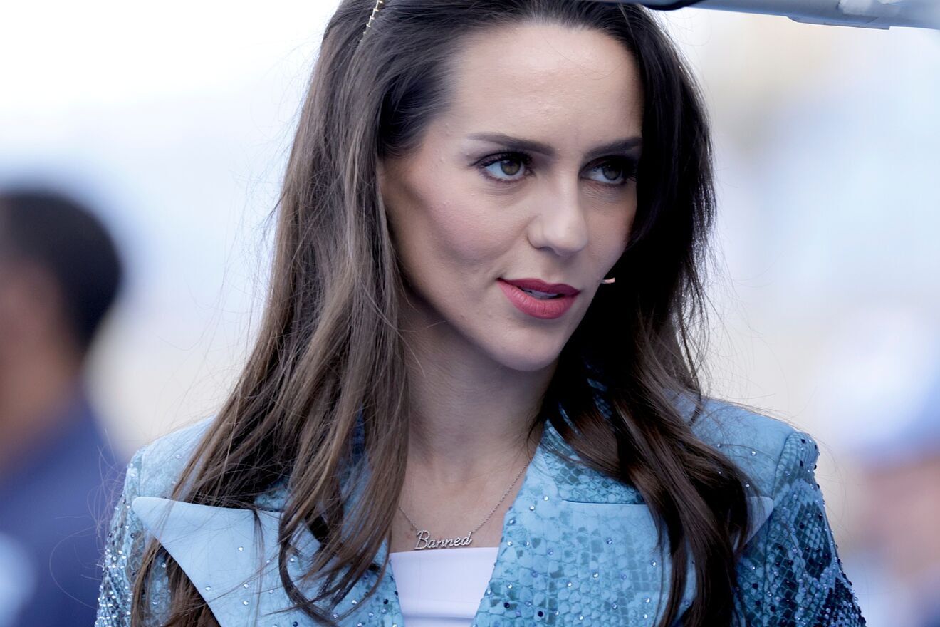 Jordon Hudson threatens to sue a famous sports reporter - his savage ...