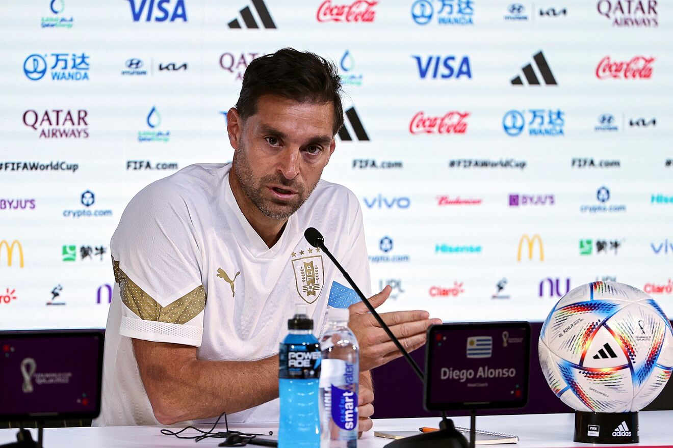 Sevilla FC: Oficial: Diego Alonso, nuevo entrenador del Sevilla | Marca