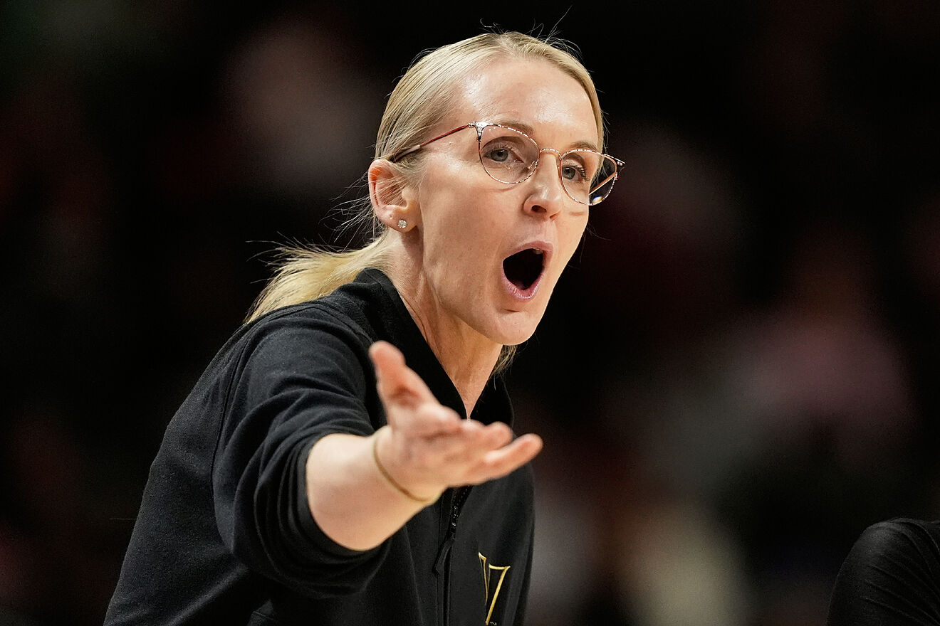 Shea Ralph thrown out as Vanderbilt falls to Ole Miss after heated ...
