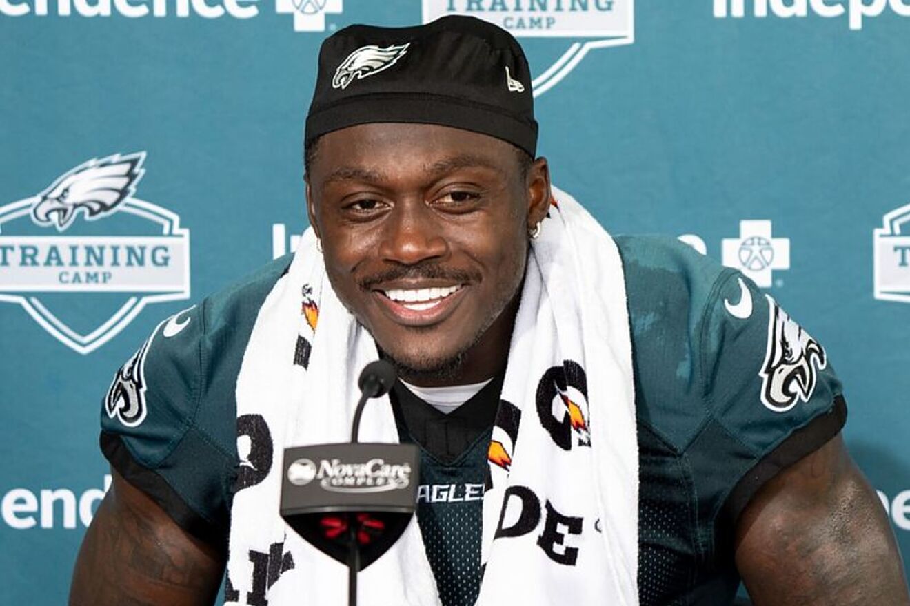 A.J. Brown fails to learn his lesson and posts another cryptic message ...