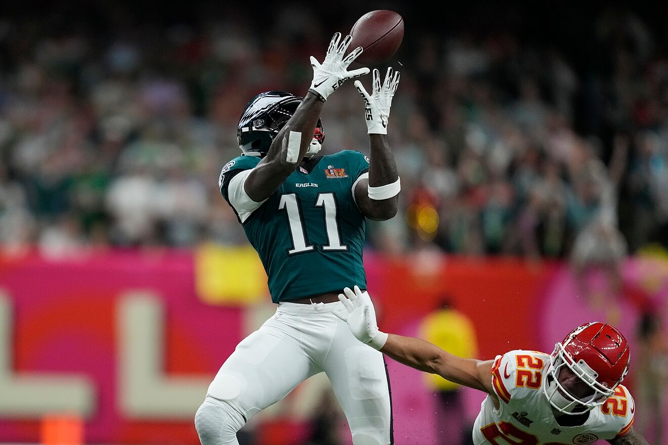 AJ Brown 'blows the whistle' on Eagles teammates' and NFL players ...