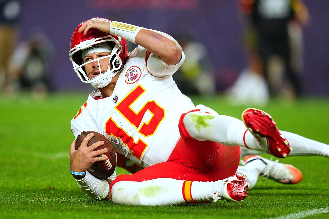 Patrick Mahomes was labeled a "rookie" after the Chiefs' loss to the ...