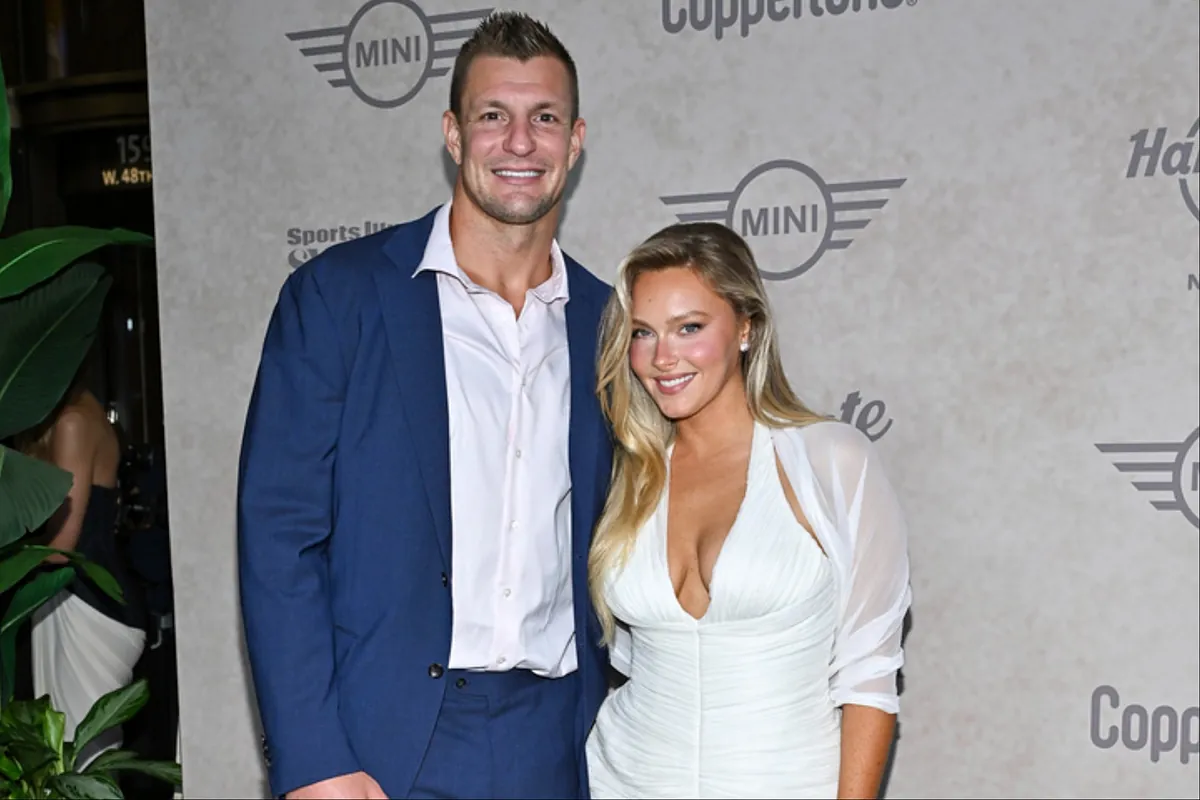 Rob Gronkowski makes his modeling debut-And his girlfriend Camille ...