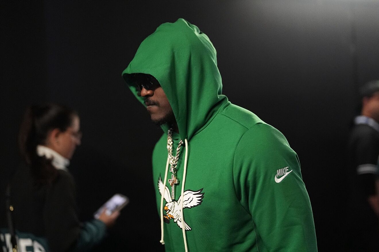 A.J. Brown silent as Eagles' Super Bowl dreams vanish in heartbreaking ...