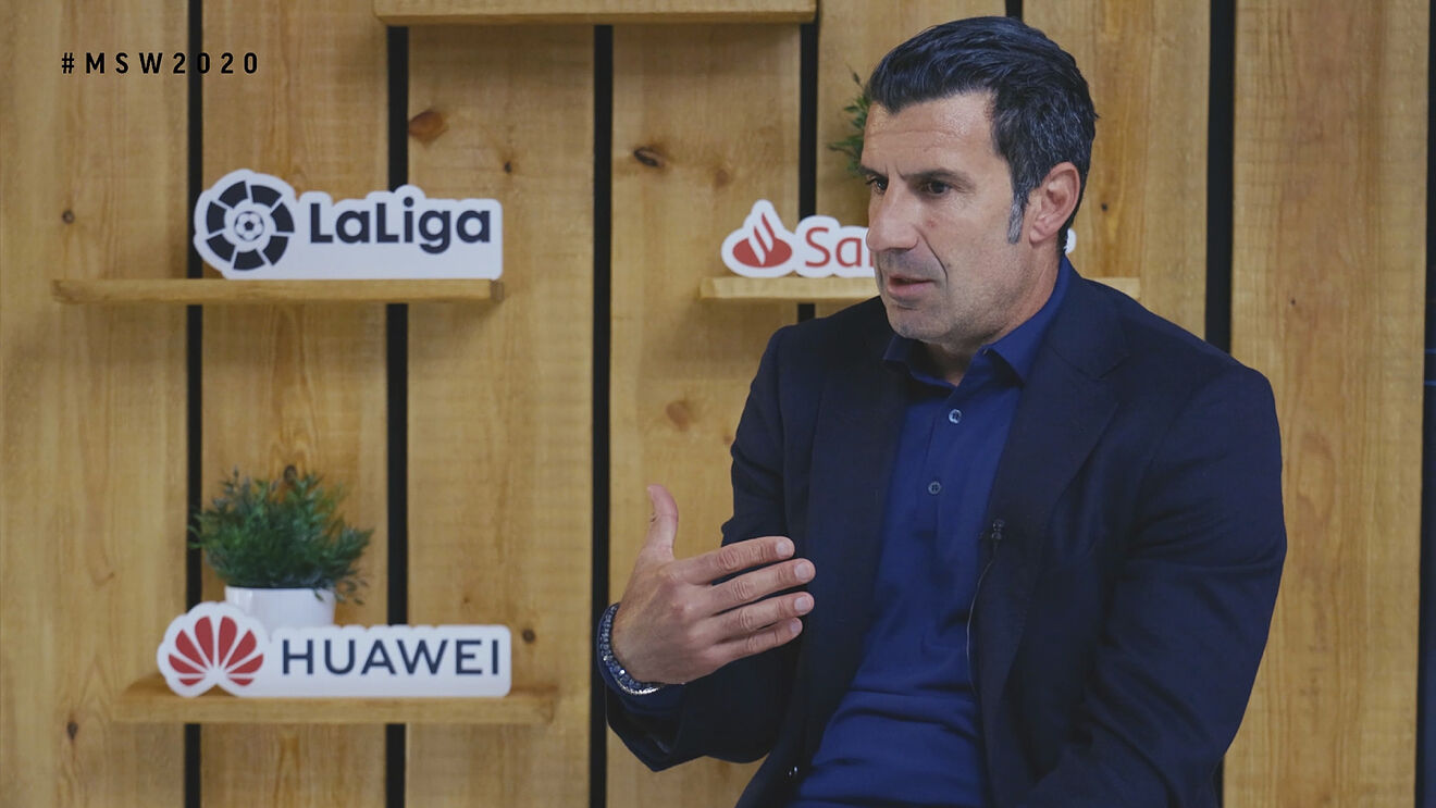 MARCA Sport Weekend: Figo: I didn't agree to pay a fine to Florentino ...