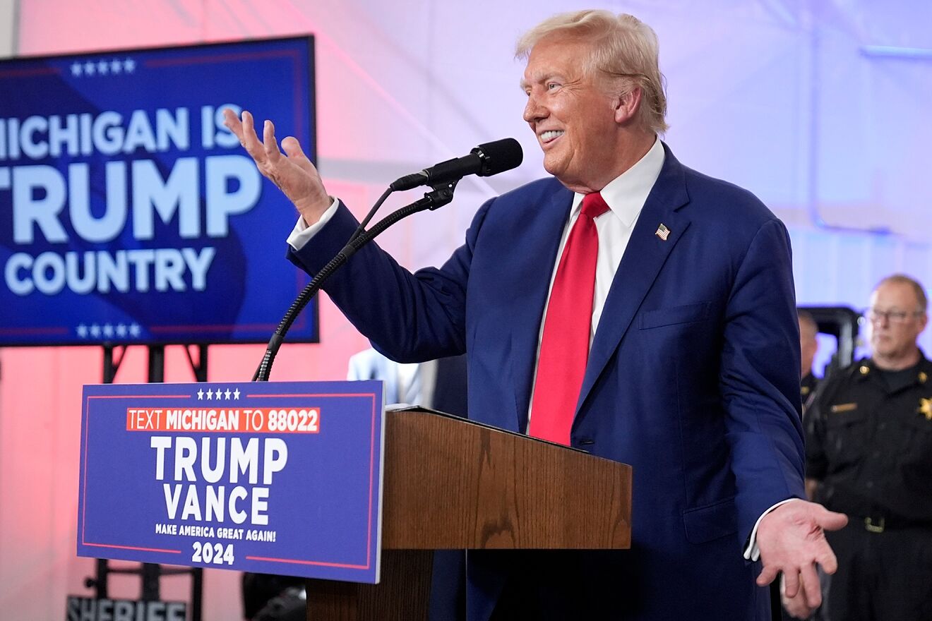 Famous comedian gets former president Donald Trump to talk about ...
