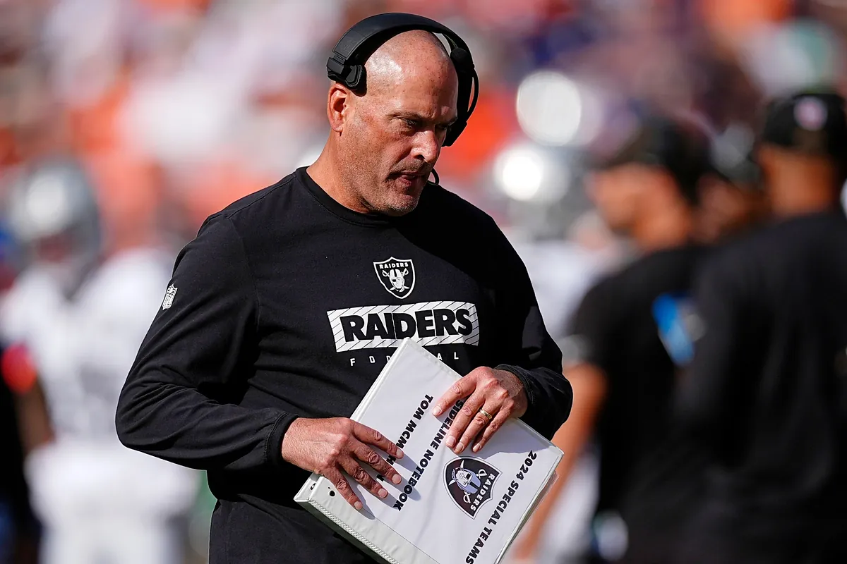 Tom Brady and the Raiders fire coach after debacle against Broncos | Marca