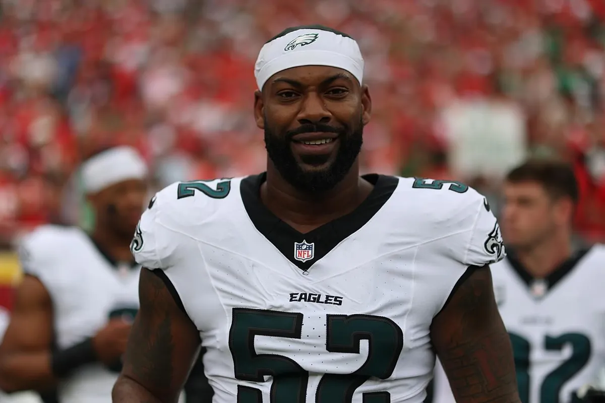 Za'Darius Smith Jumps Ship: The 11-year veteran retires, leaving the Eagles in the midst of a ...