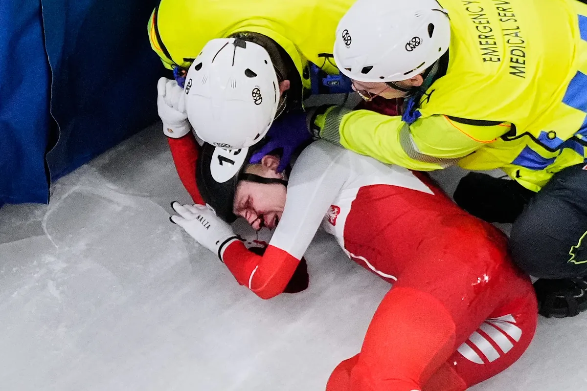 Winter Olympics horror: Kamila Sellier suffers facial injury in ...