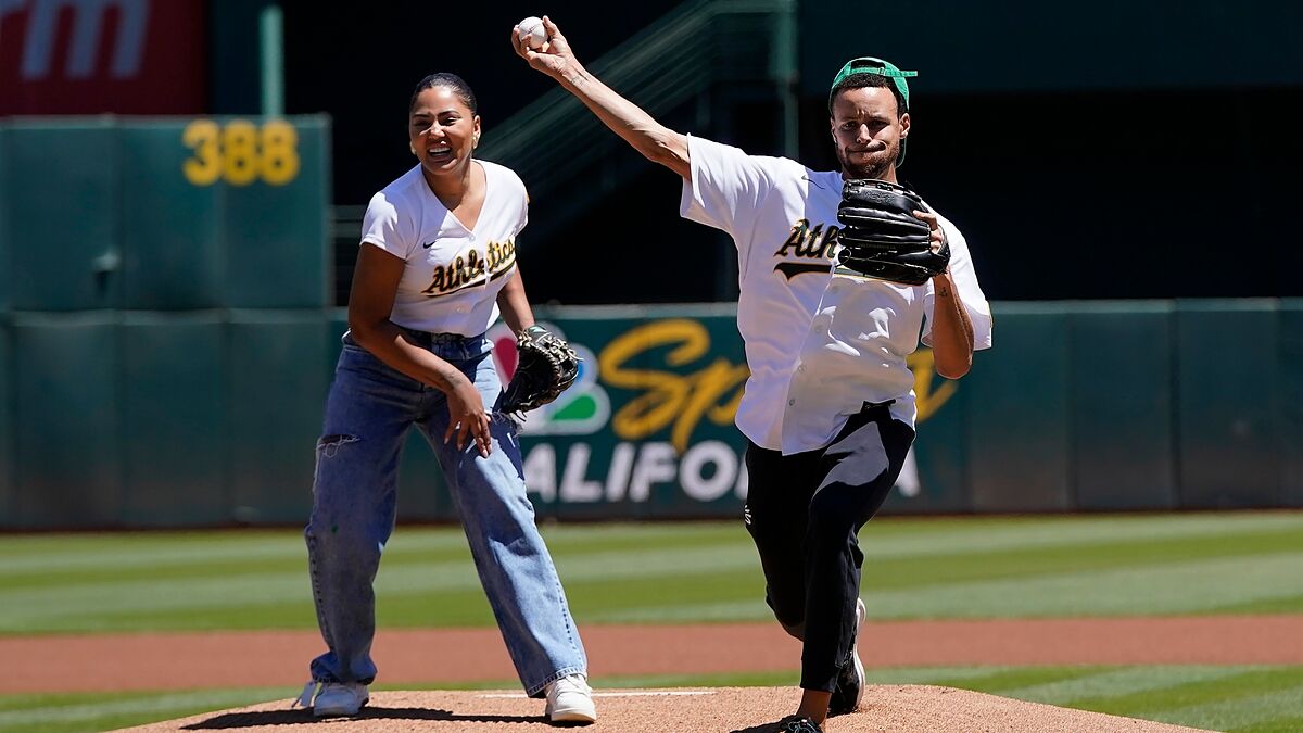 Stephen Curry can slug but shows terrible pitching skills in Oakland ...