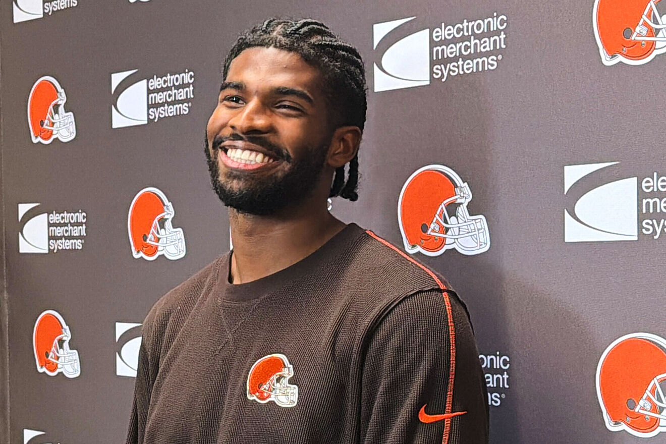 Shedeur Sanders' NFL debut: Why is he drawing comparisons to Barack ...