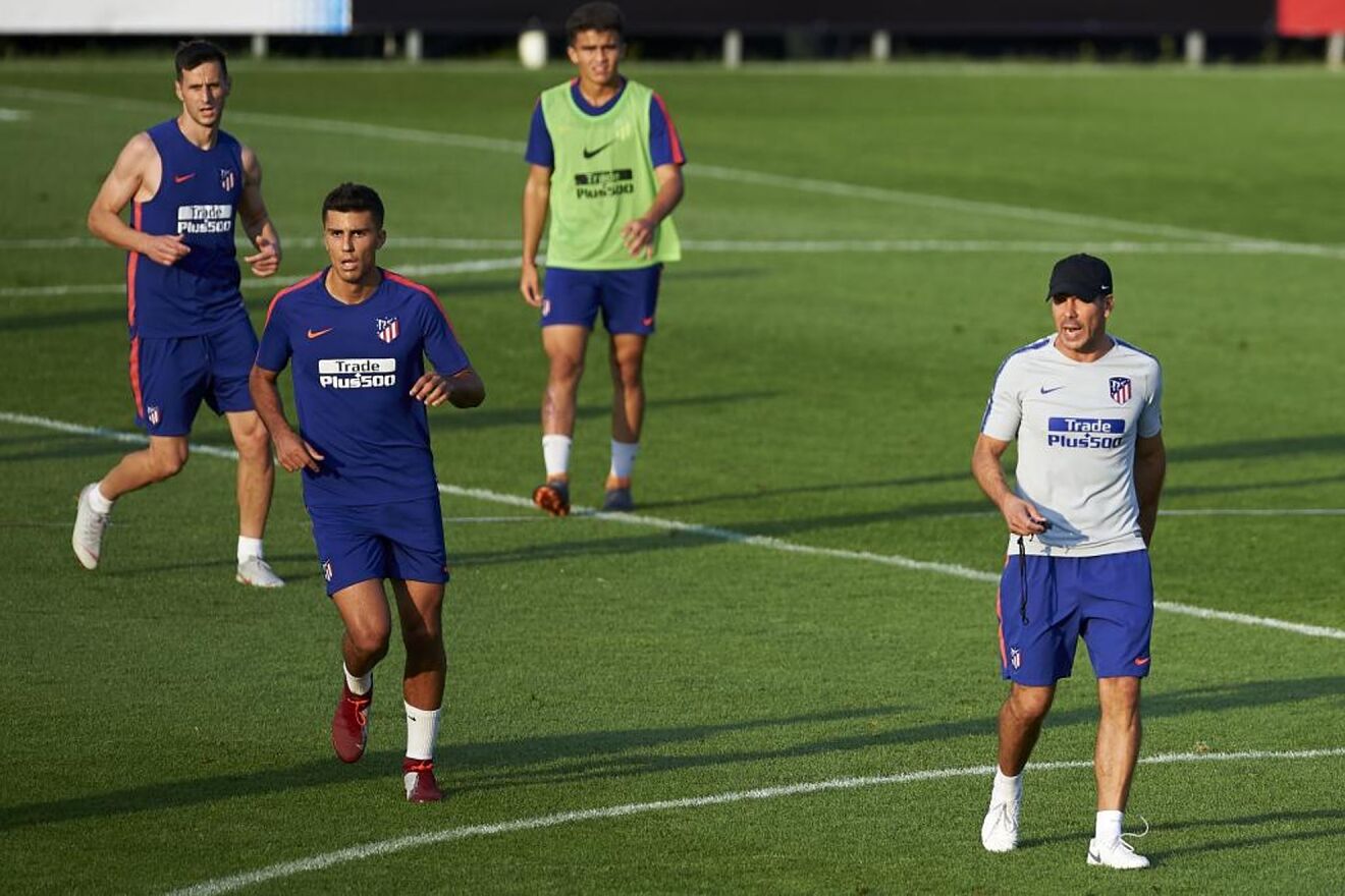 Atlético de Madrid: Rodri, el medio de moda al que Simeone intentó ...