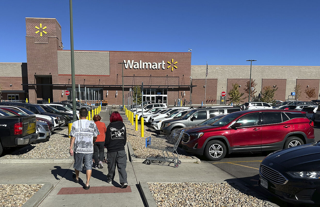 The reason why a Walmart employee became a millionaire for working an ...