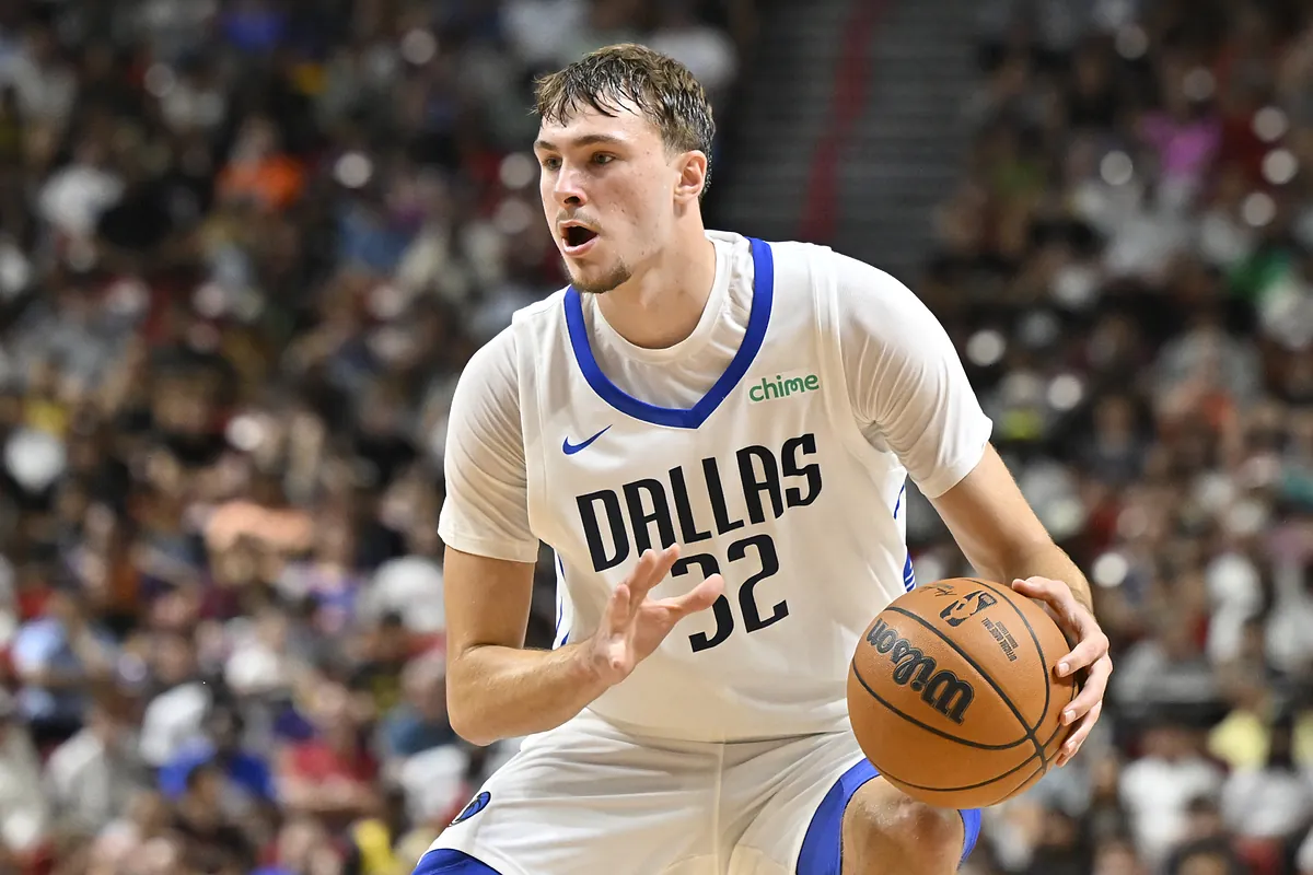 Dallas Mavericks fans left stunned by Cooper Flagg and see an NBA great ...
