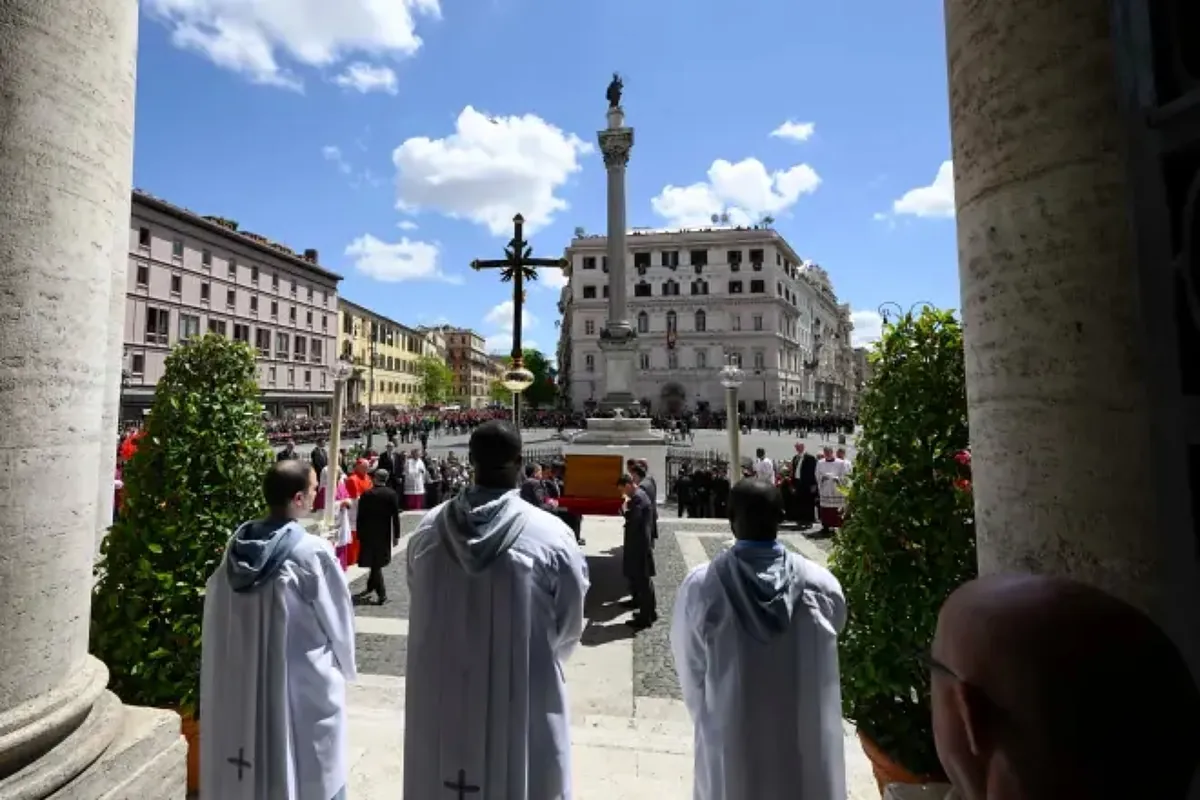 All the Popes in history: complete list of Supreme Pontiffs in the ...
