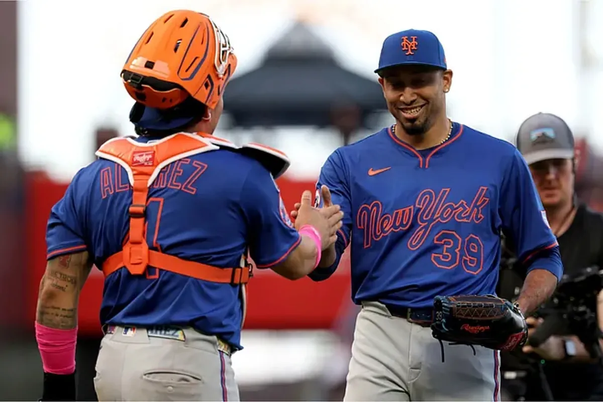 The Mets remain active and finalize the trade of a closer with whom ...