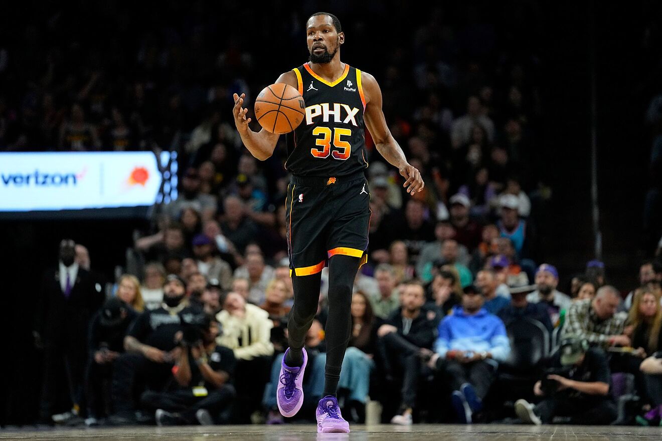 Kevin Durant scores tough bucket to enter list of top-10 scorers in NBA ...