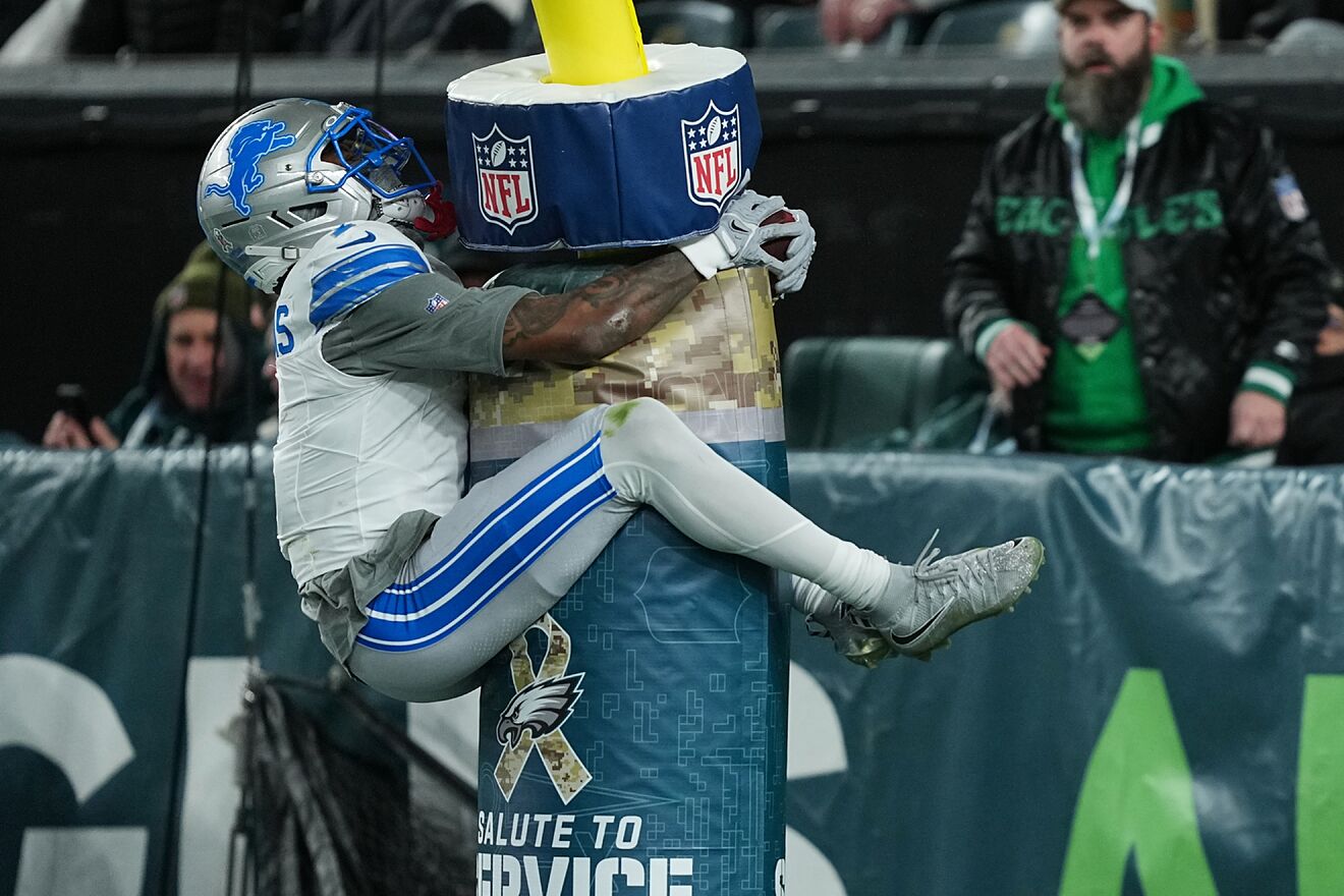 Lions' Jameson Williams celebrated just like George Pickens, but his ...