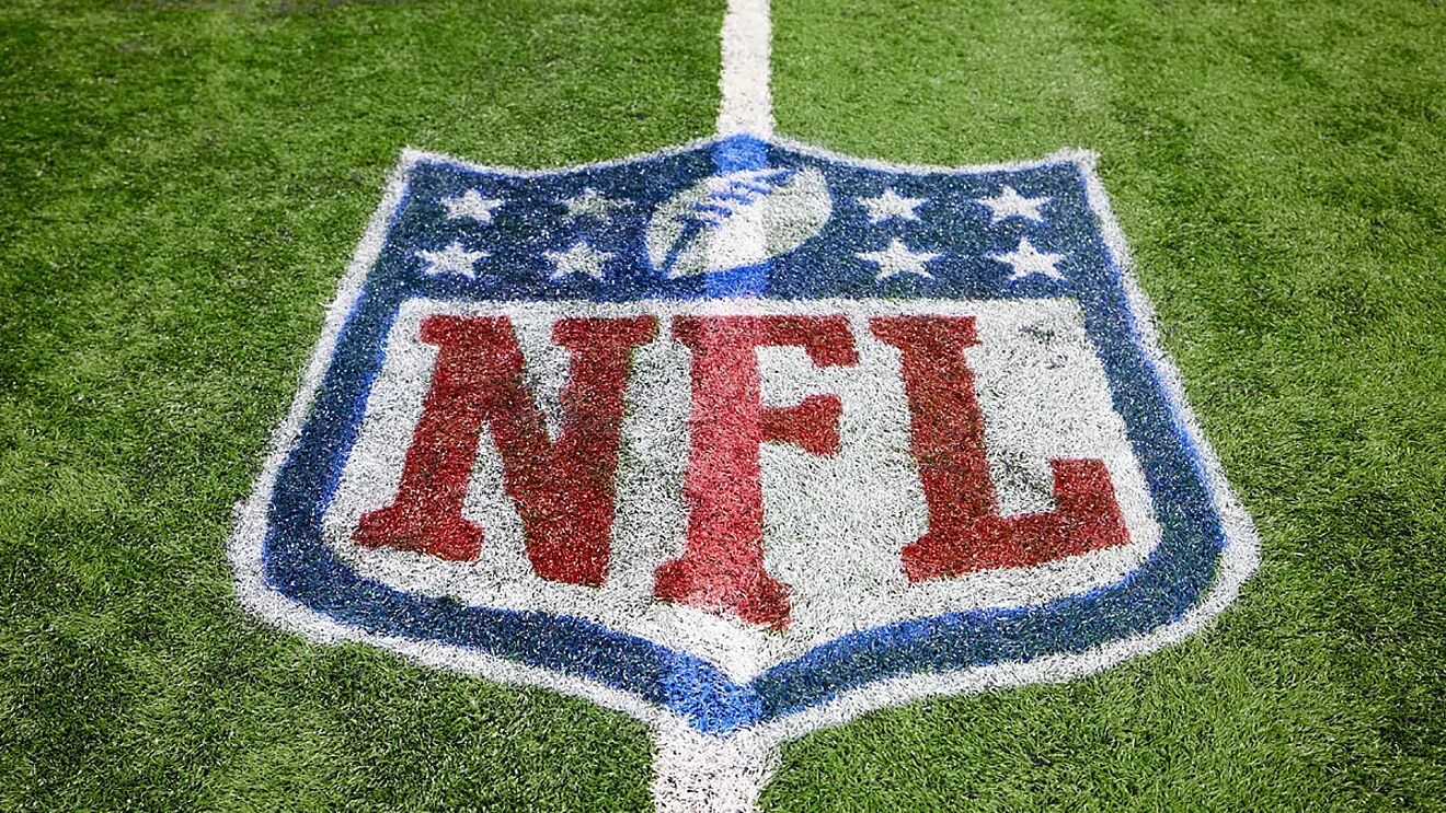 Will the Cowboys and the rest of the NFL switch to natural grass by ...